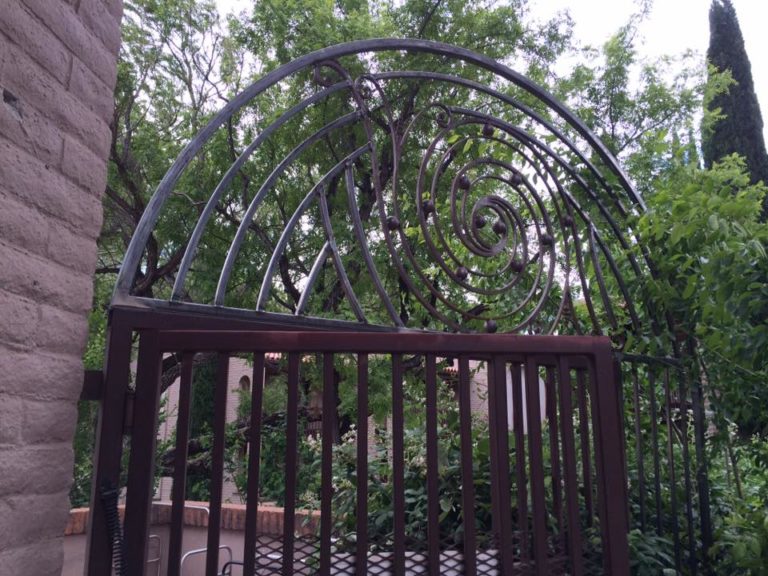 Arizona Custom welding and metal fabrication of steel and iron